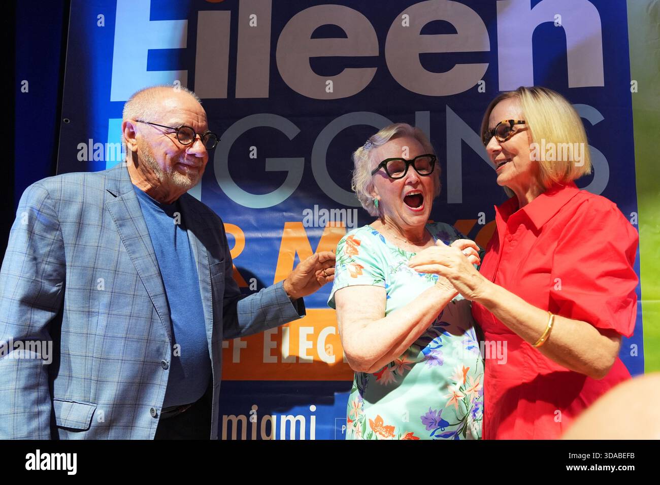Miami mayor-elect Eileen Higgins, right, celebrates with her parents ...