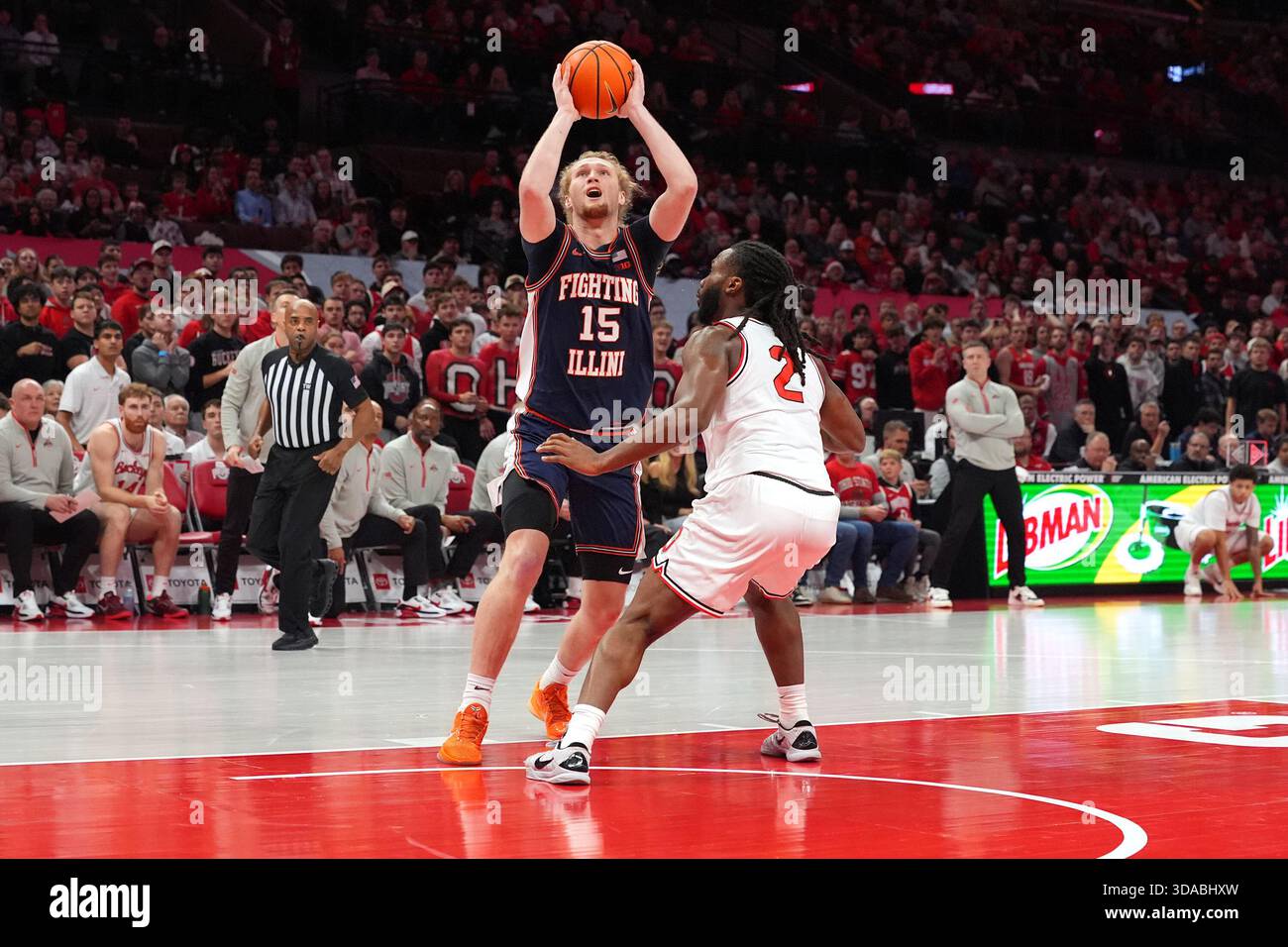COLUMBUS, OH - DECEMBER 09: Illinois Fighting Illini forward Jake Davis ...