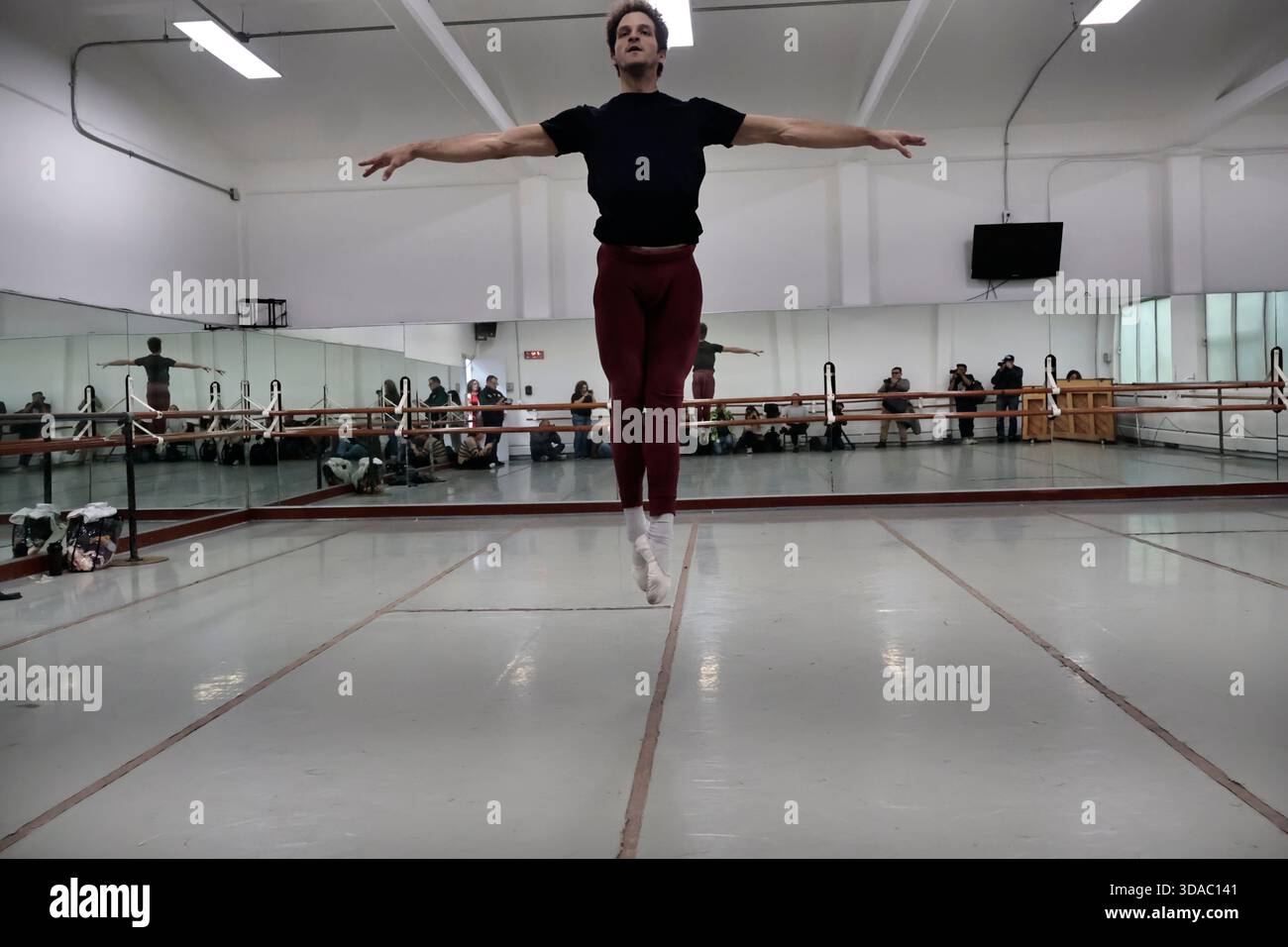December 9, 2025, Mexico, Cdmx, Mexico: Dancers from the National Dance ...