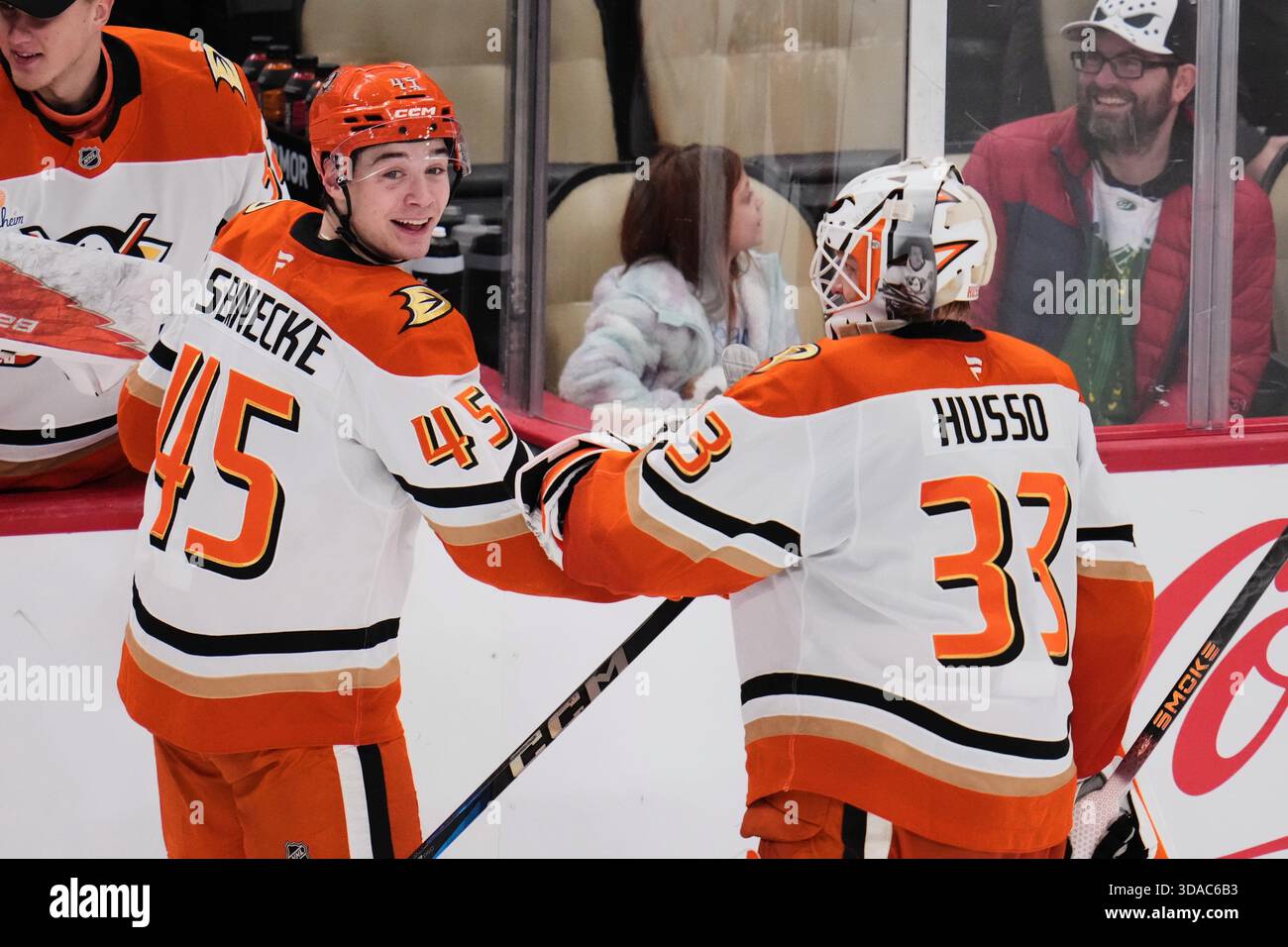 Anaheim Ducks' Beckett Sennecke (45) celebrates with goalie Ville Husso ...