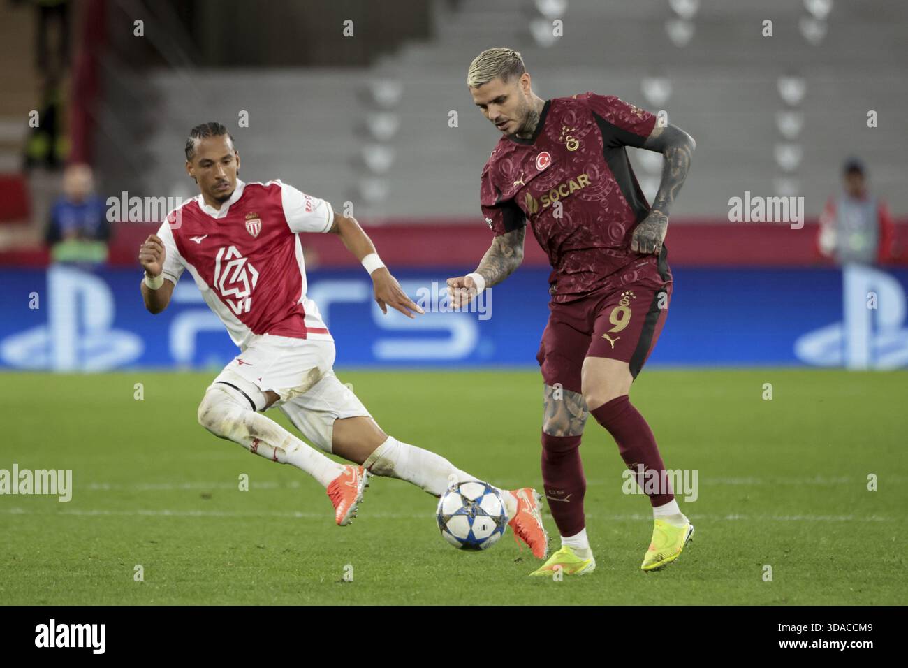 Mauro Icardi of Galatasaray, left Thilo Kehrer of Monaco during the UEFA Champions League ...