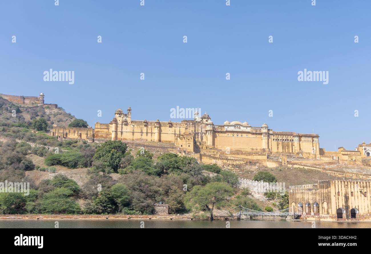 View of Amber Fort, Jaipur from across the lake Stock Photo - Alamy