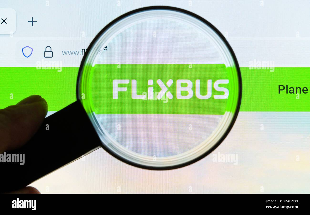 flixbus.de, website, Internet, Lupe, Monitor *** flixbus de, website ...