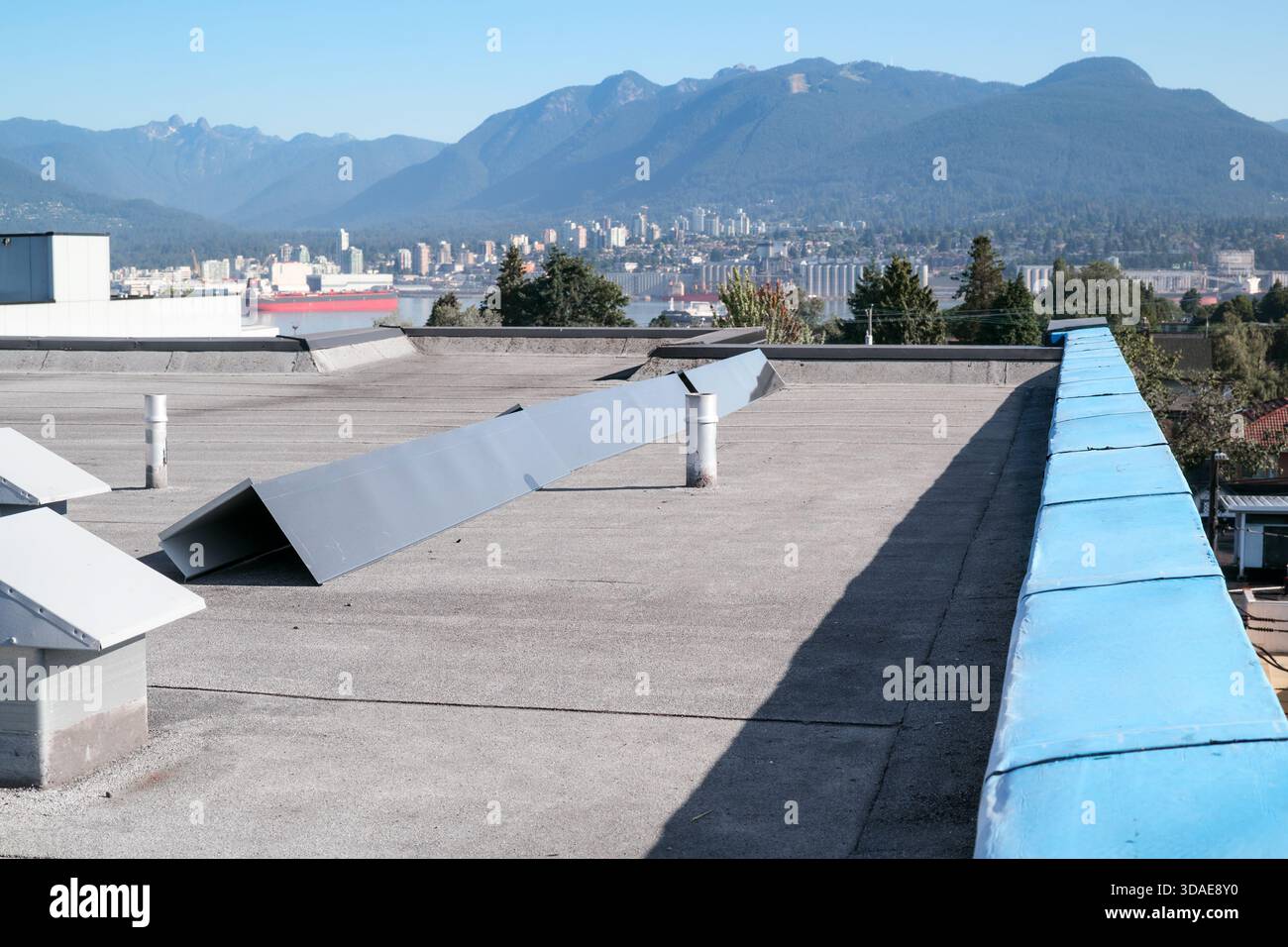 Roof metal flashing or coping installation. Roof repair with new ...