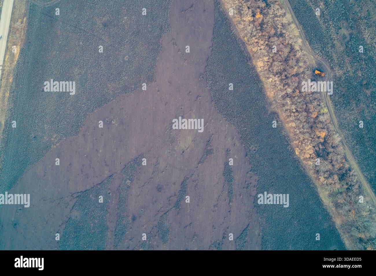 Scorched patch of soil hi-res stock photography and images - Alamy