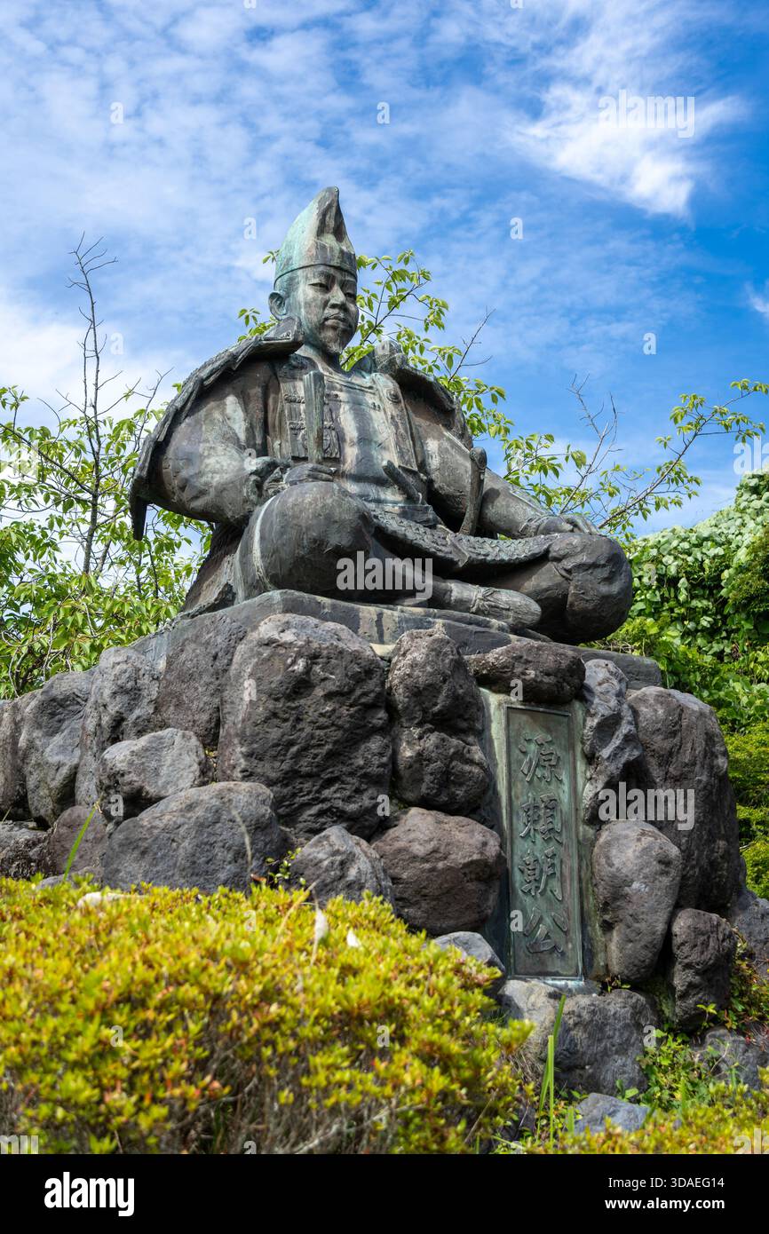 Bronze Statue Of Shogun Minamoto No Yoritomo Seated In Armor On A Stone