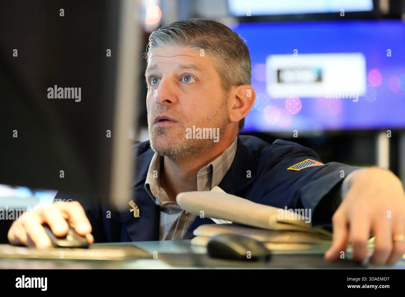 Michael Gallucci works on the floor at the New York Stock Exchange in ...