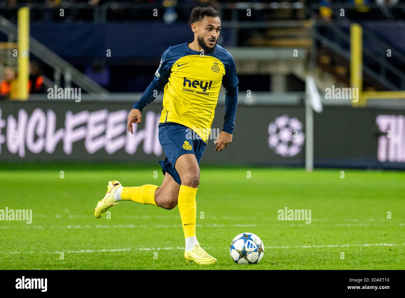Sofiane Boufal of Union SG runs with the ball during the UEFA Champions ...