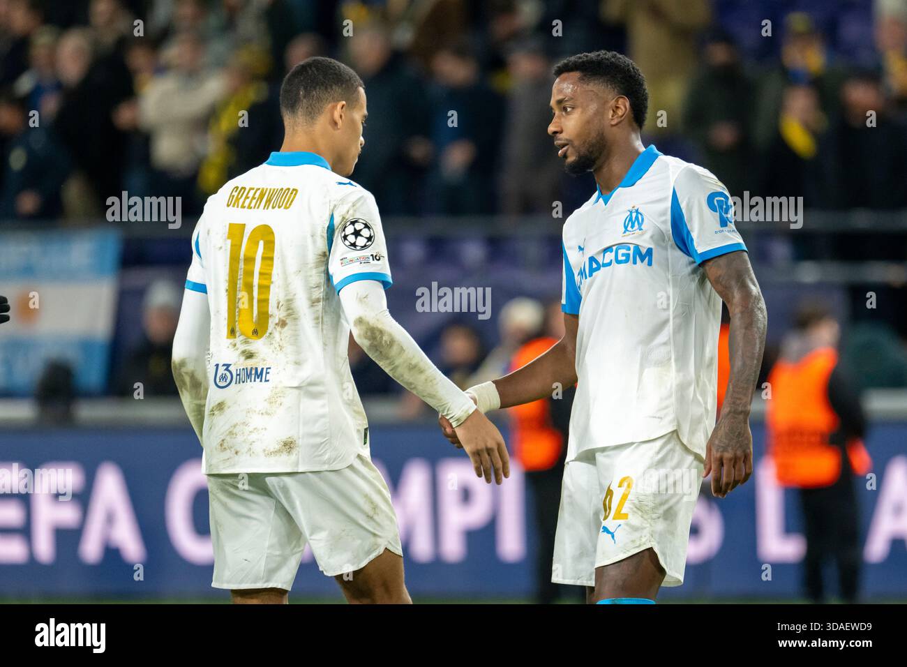Mason Greenwood of Marseille and Michael Murillo of Marseille thank ...
