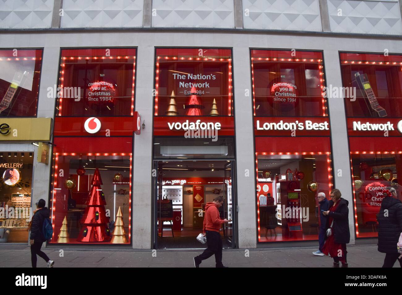 London, UK. 10th December 2025. Exterior view of a Vodafone store in ...