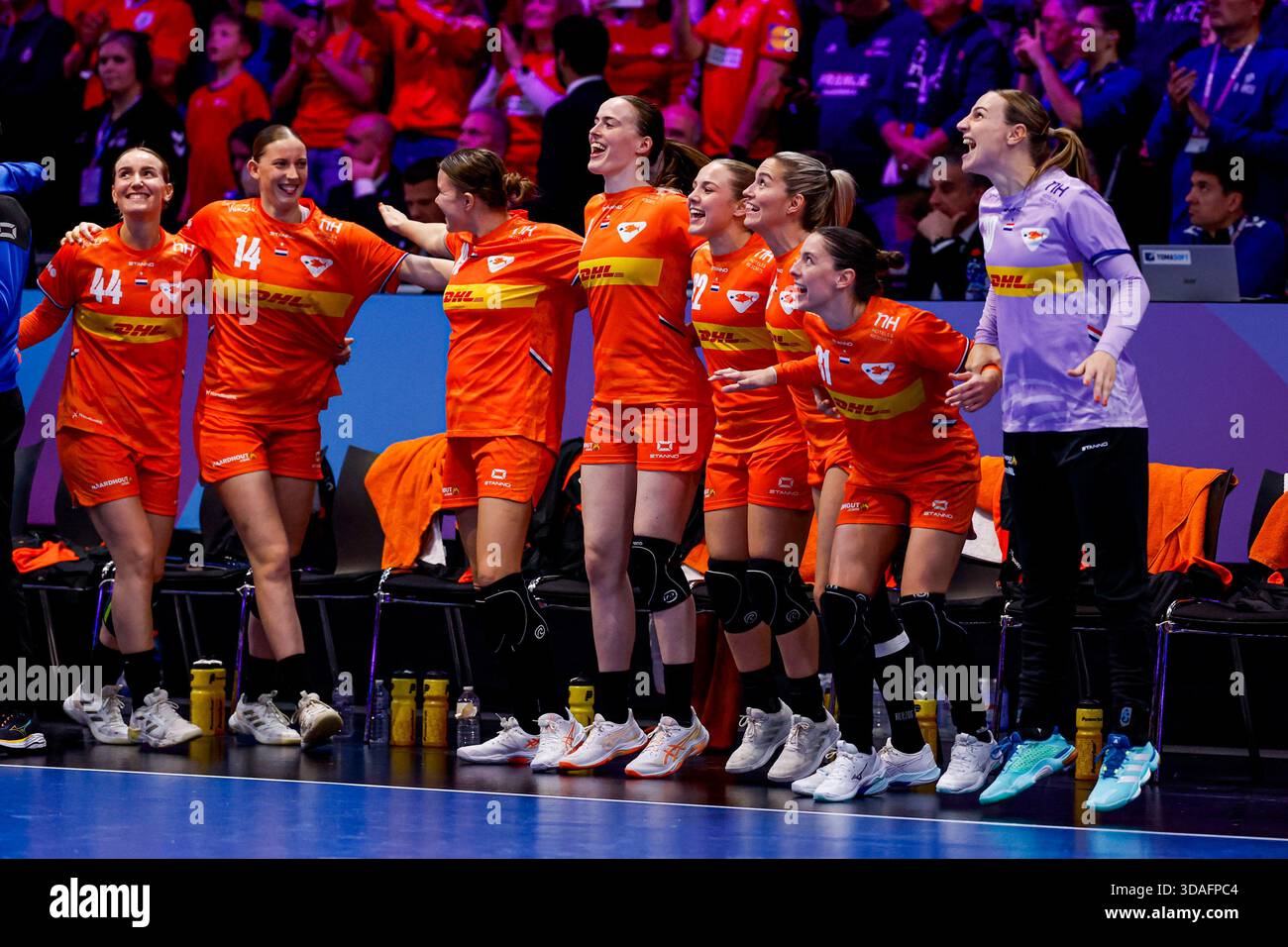 Nikita van der Vliet of the Netherlands and Judith van der Helm of the ...