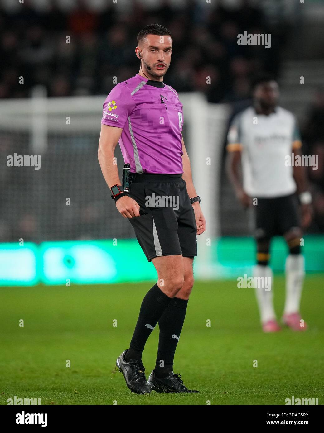 Referee Thomas Kirk during the Sky Bet Championship match Derby County ...