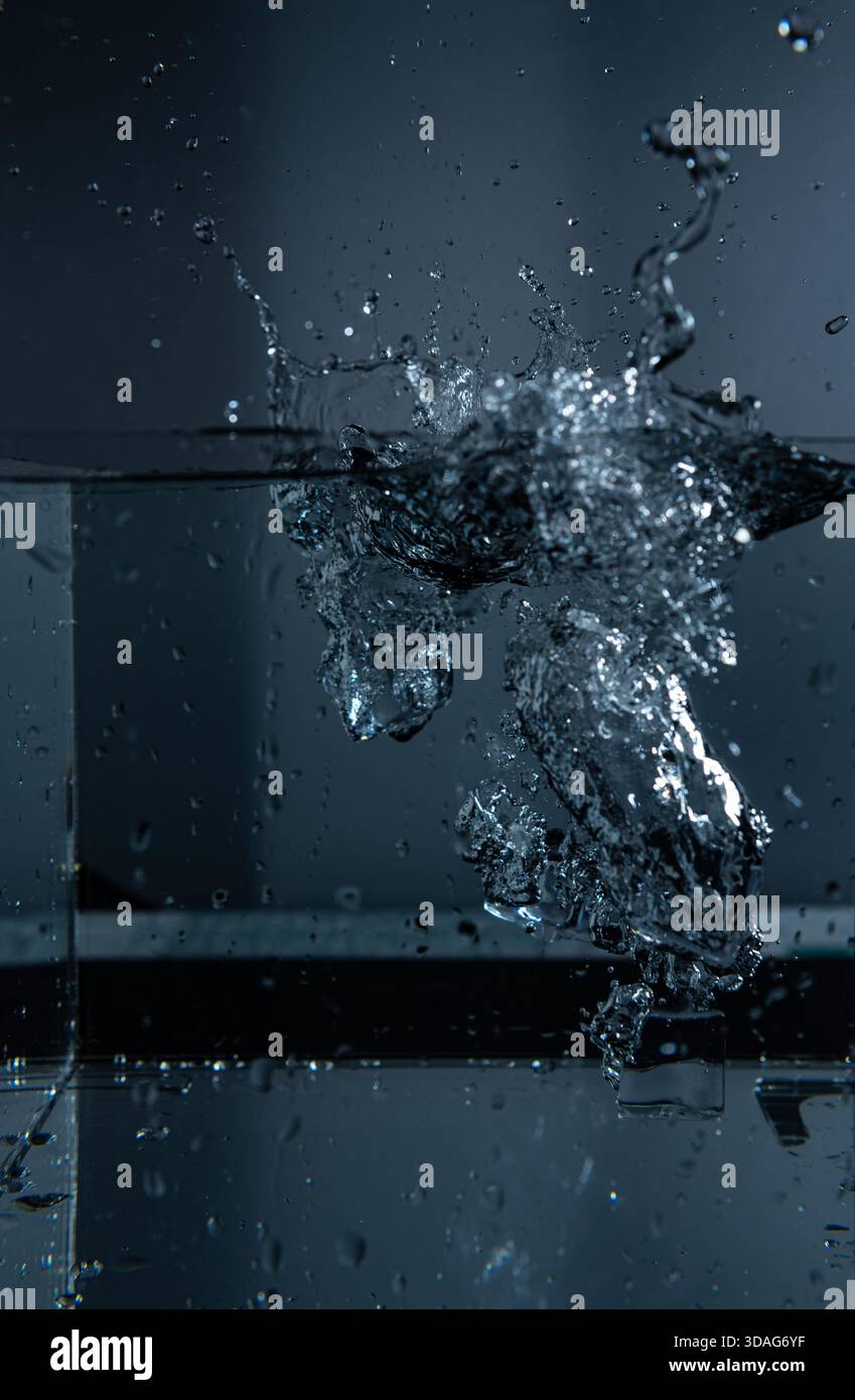 Ice highlights hi-res stock photography and images - Alamy