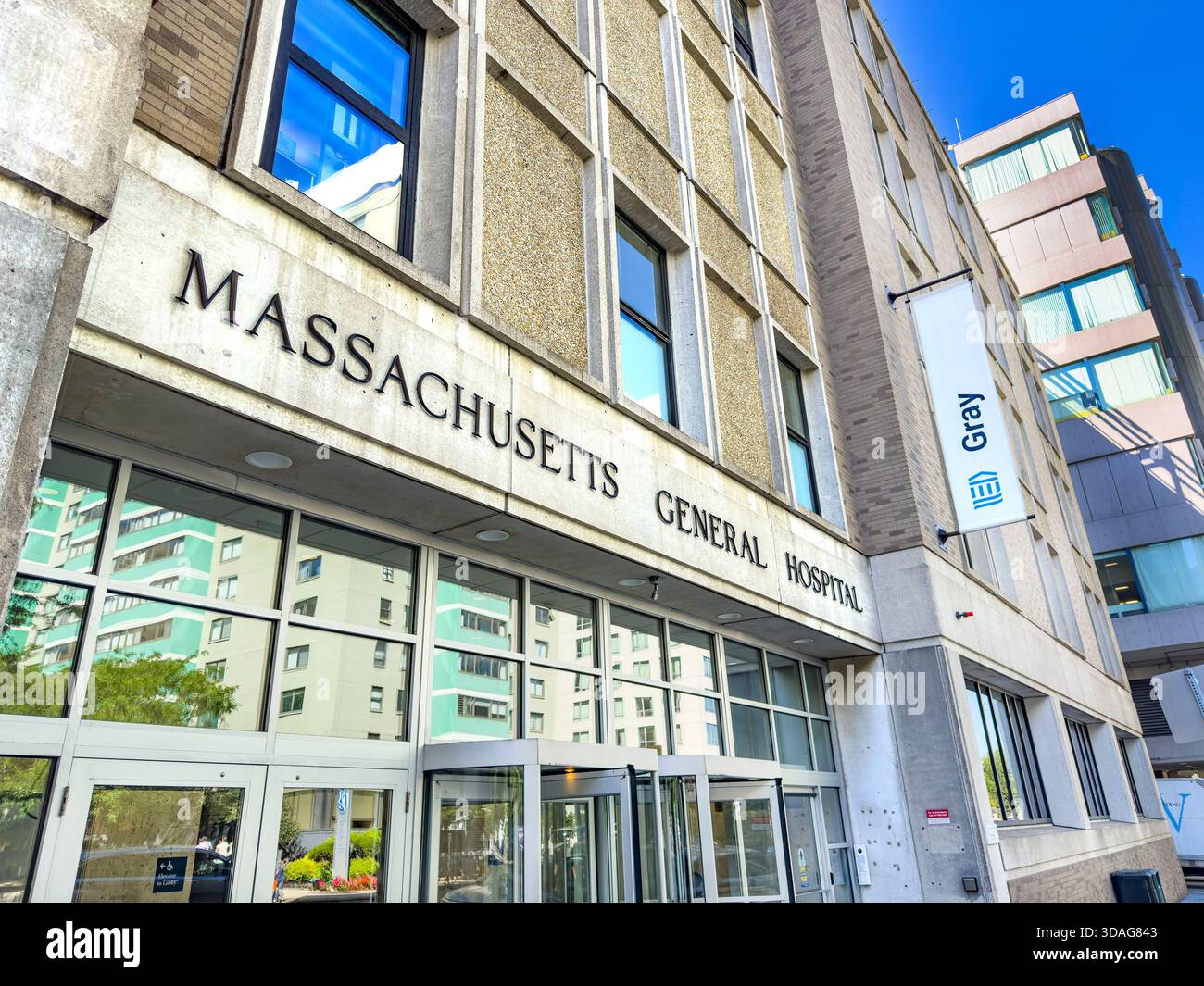 Massachusetts General Hospital, building exterior detail, 55 Fruit ...