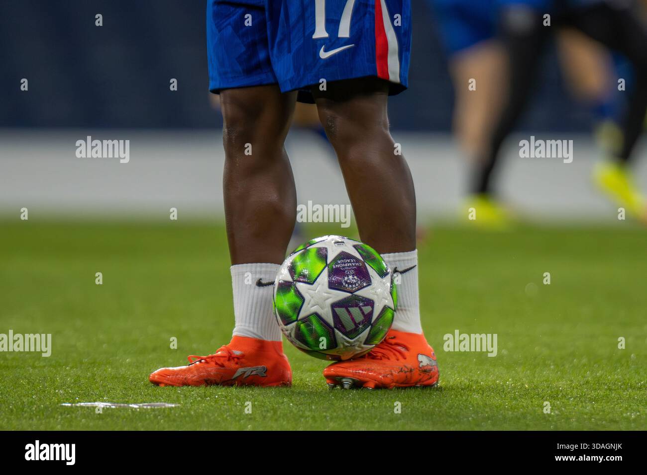 Sandy Baltimore (17 Chelsea) balances the ball on her foot before the ...