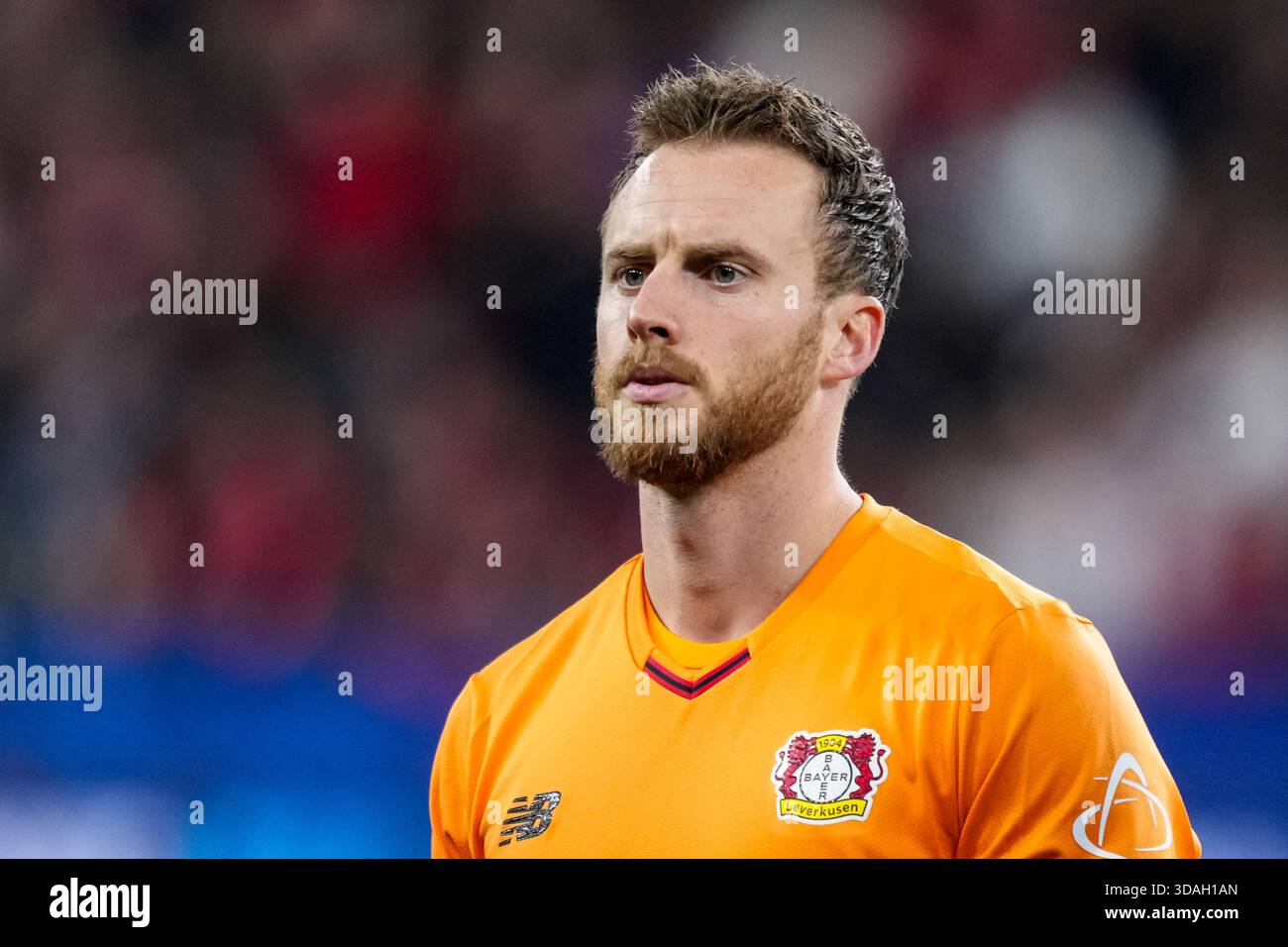 LEVERKUSEN, GERMANY - DECEMBER 10: Bayer 04 Leverkusen goalkeeper Mark ...