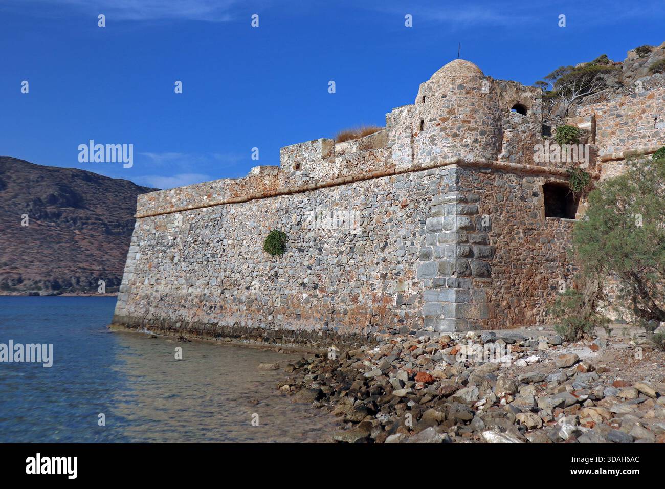 Spinalonga creta grecia hi-res stock photography and images - Alamy