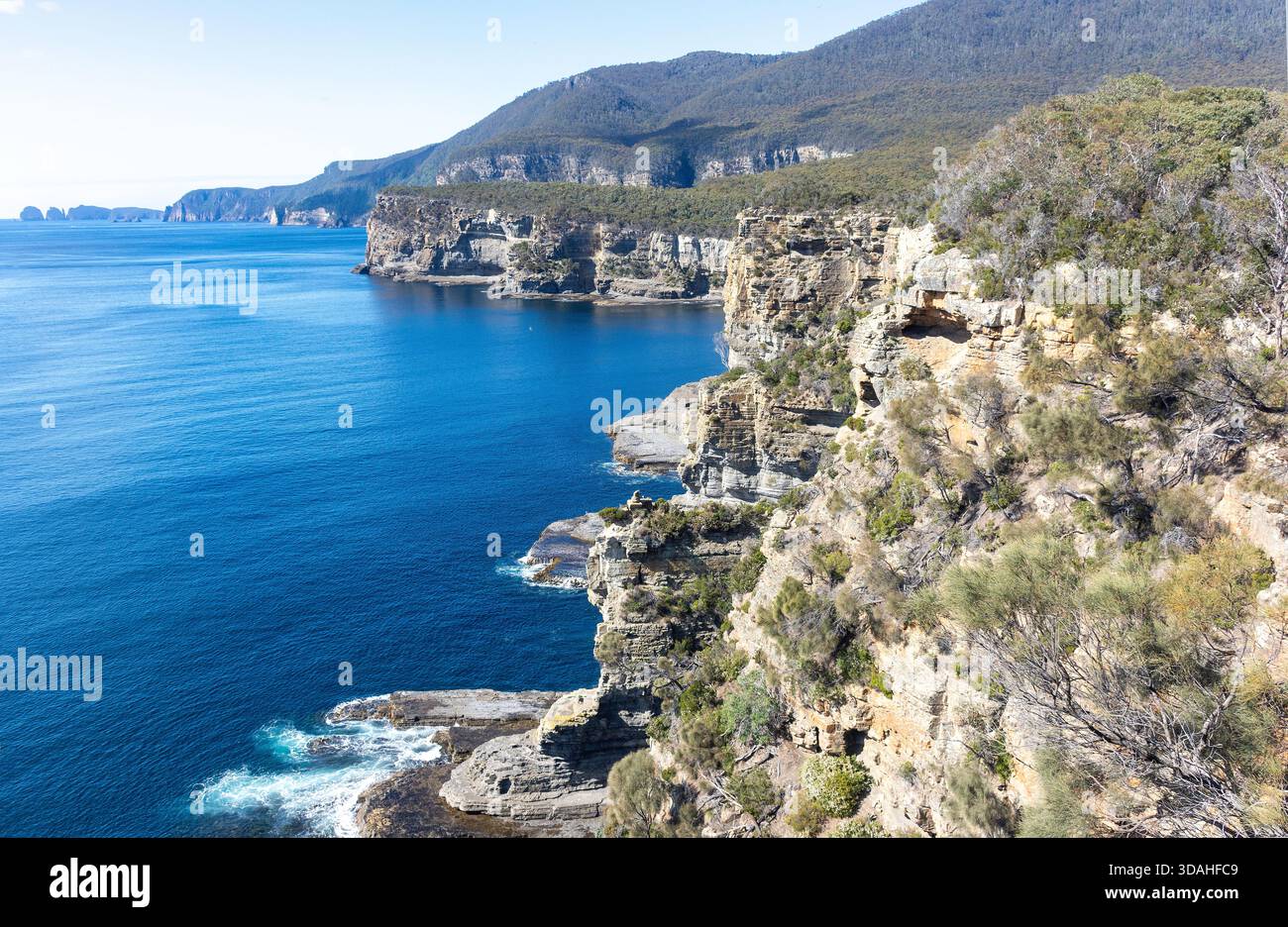 Waterfall Bay Lookout, Tasmans Arch Road, Eaglehawk Neck, Tasman ...