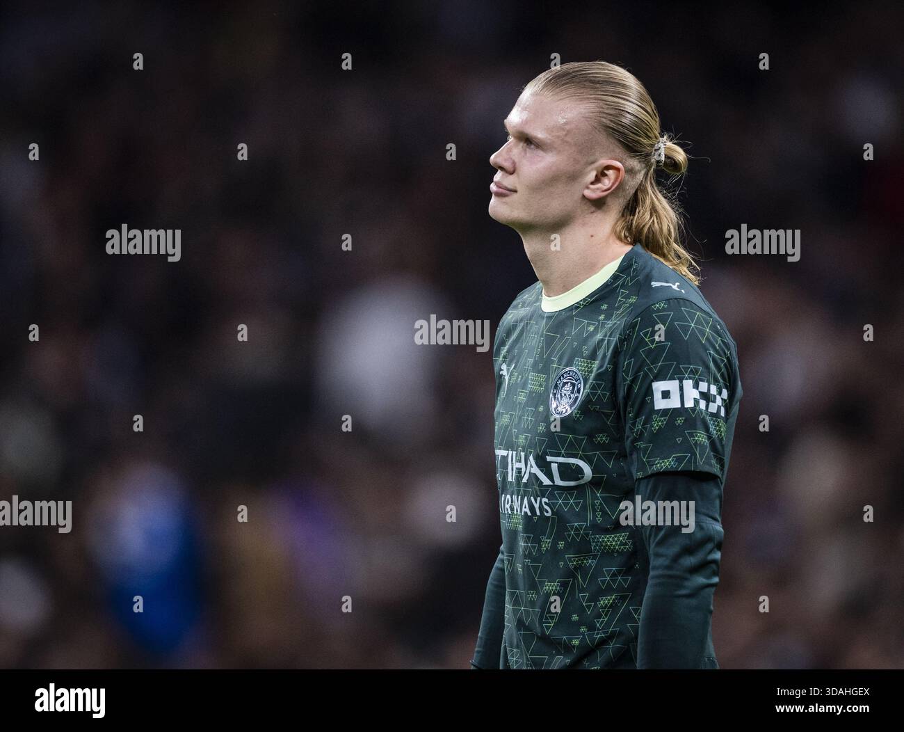 Madrid, Spain. 10th Dec, 2025. MADRID, SPAIN - DECEMBER 10: Erling ...