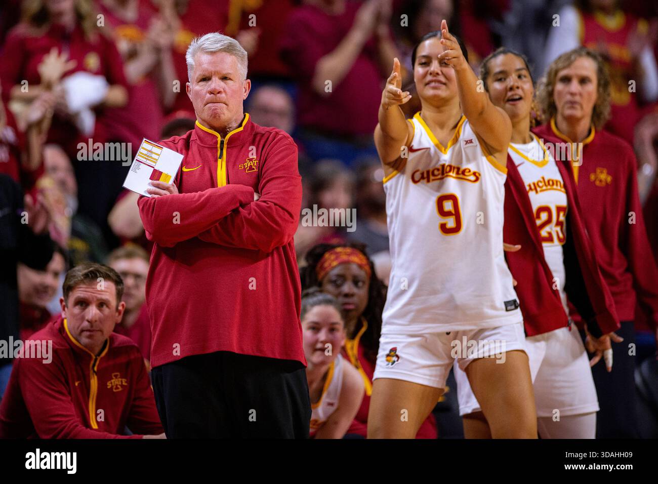 Iowa State head coach Bill Fennelly reacts during an NCAA college ...