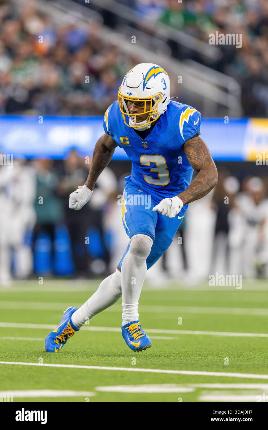 Los Angeles Chargers safety Derwin James, Jr. (3) against the ...