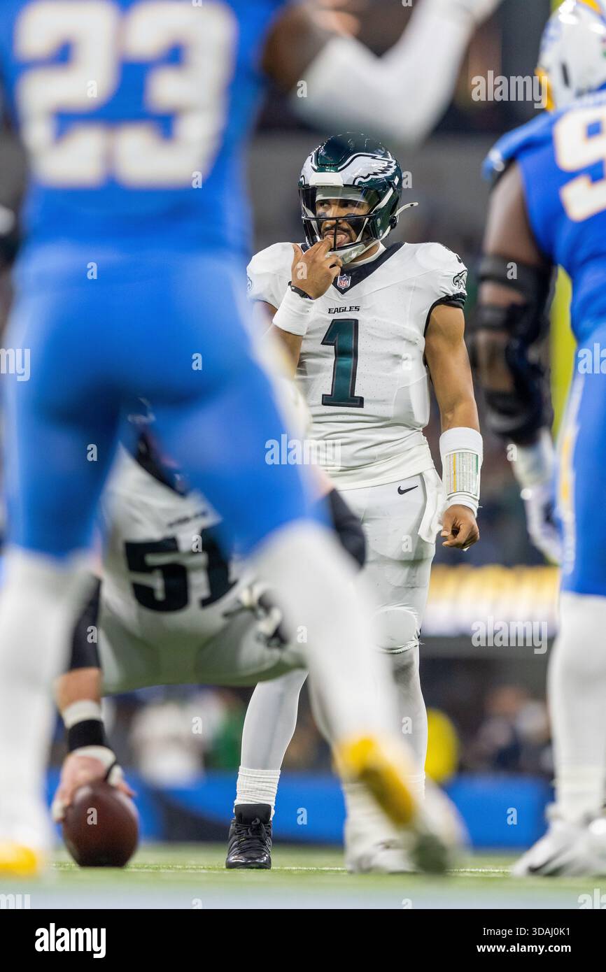 Philadelphia Eagles quarterback Jalen Hurts (1) lines up against the ...