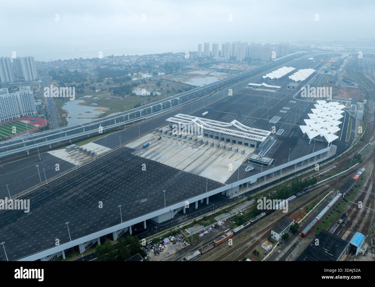 The centralized inspection facility at Haikou's New Seaport and South ...