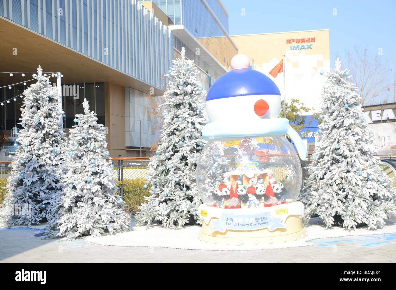 Christmas atmosphere in Shanghai, China, 8 December, 2025. (Photo by ...