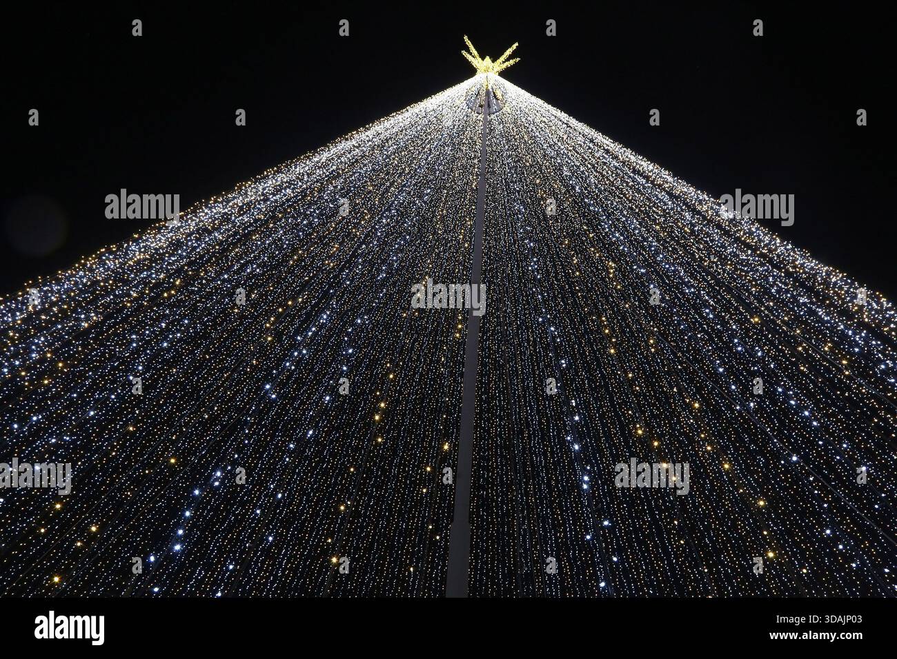 **NO LIBRI** Lebanon, Beirut, 2025/12/10.nativity scene with lighting ...