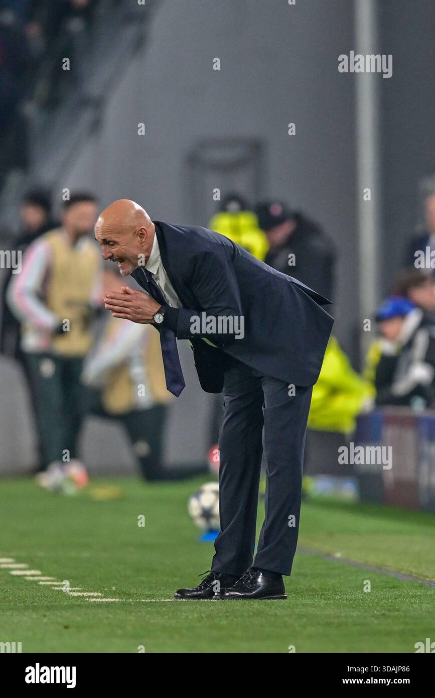 Turin, Italy. 10th, December 2025. Head coach Luciano Spaletti of ...