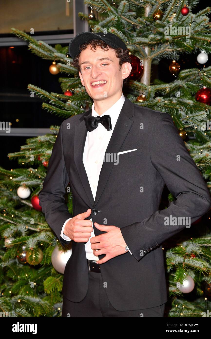 Julian Janssen bei der JosÃ Carreras Gala in der Media City Leipzig 10. ...