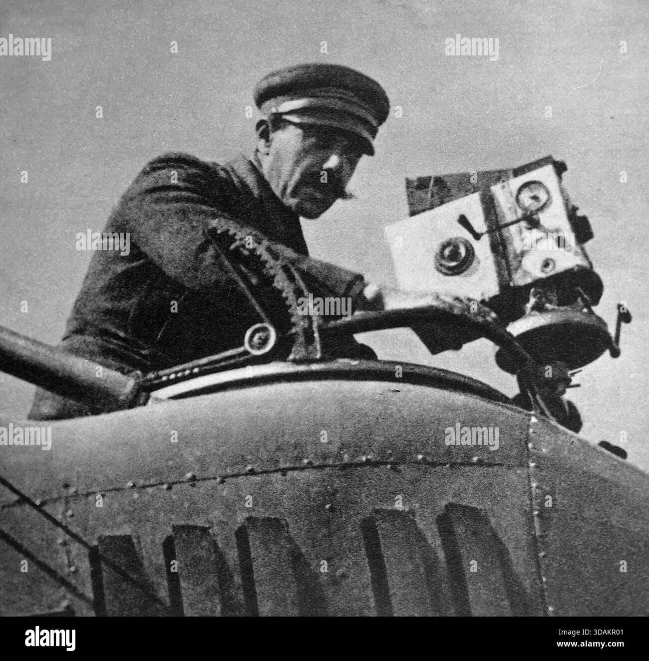 Italian photographer Luca Comerio during WW1, 1910s Stock Photo - Alamy