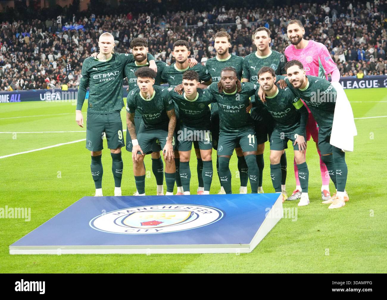 Madrid spain december 10 2025 hi-res stock photography and images - Alamy