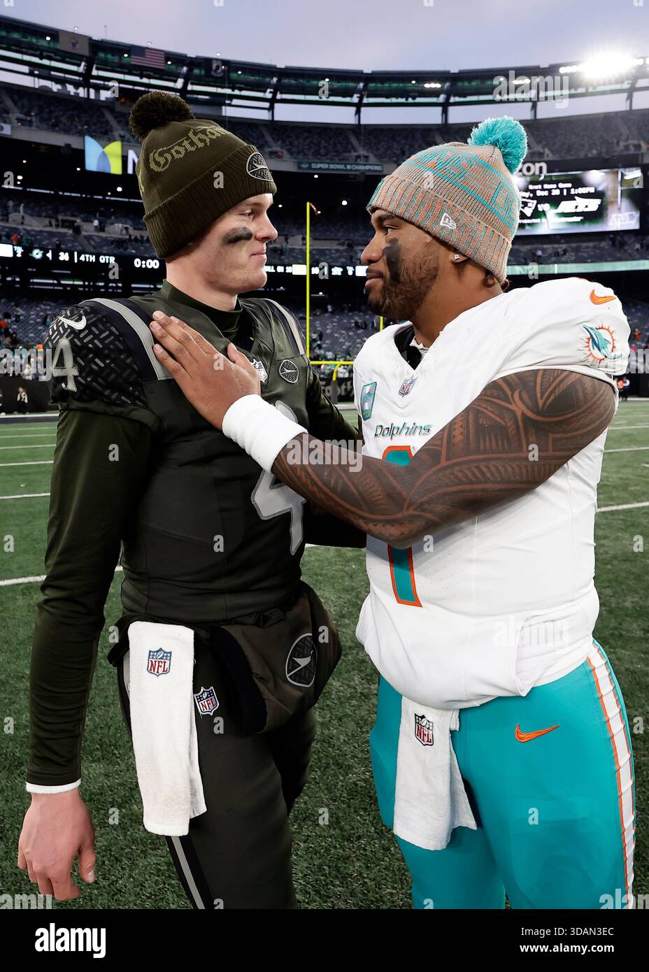 Miami Dolphins quarterback Tua Tagovailoa (1) with New York Jets ...