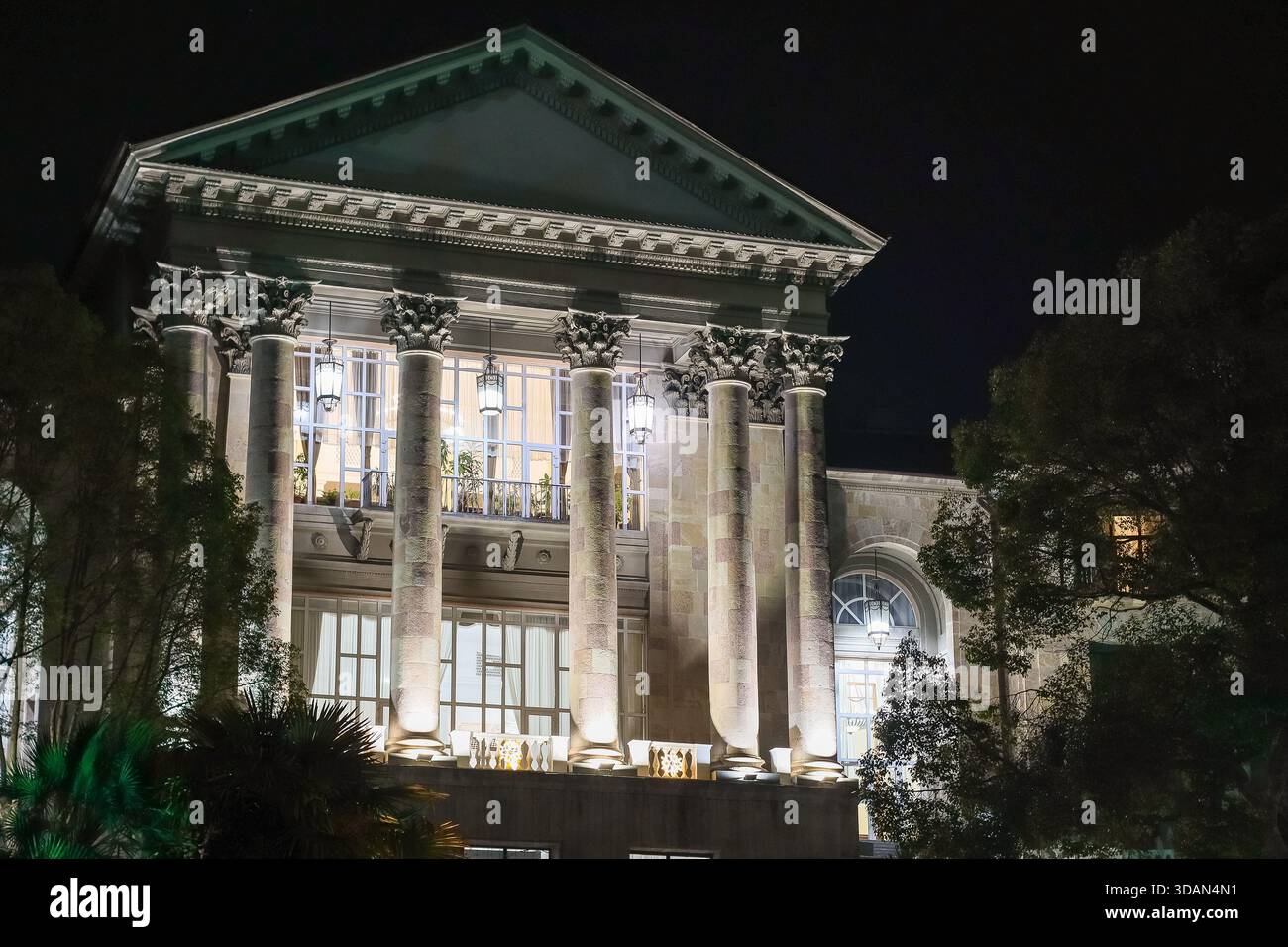 Portico entrance neoclassical architecture hi-res stock photography and ...