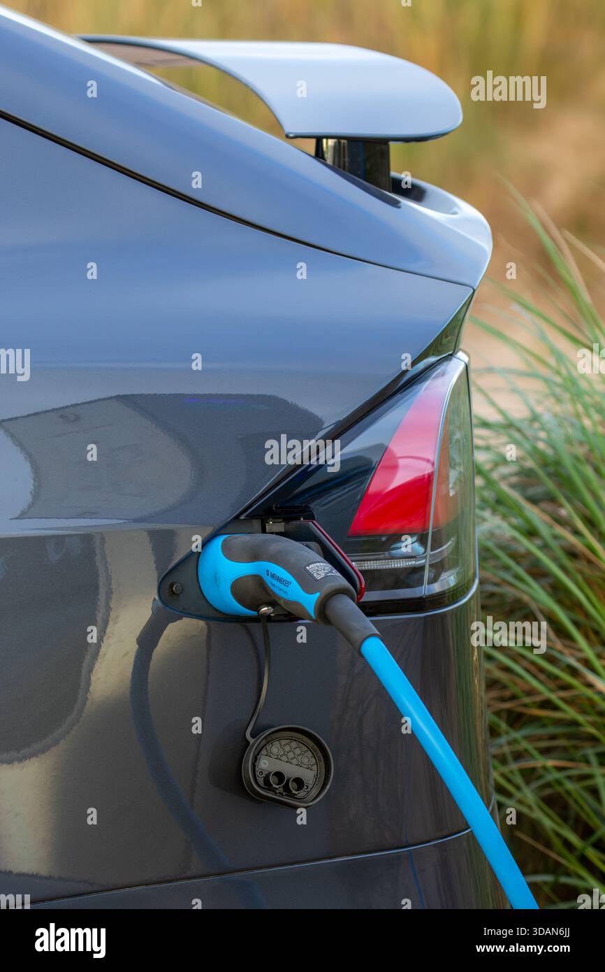 Charge inlet hi-res stock photography and images - Alamy