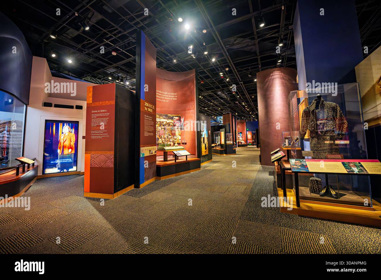 Smithsonian Natural History Museum African Voices Exhibit Washington DC ...