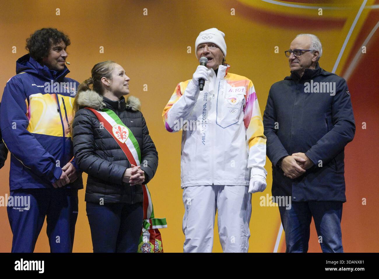 THE SPORT COUNCILOR LETIZIA PERINI ANDA GIANCARLO ANTOGNONI THAT BRINGS ...