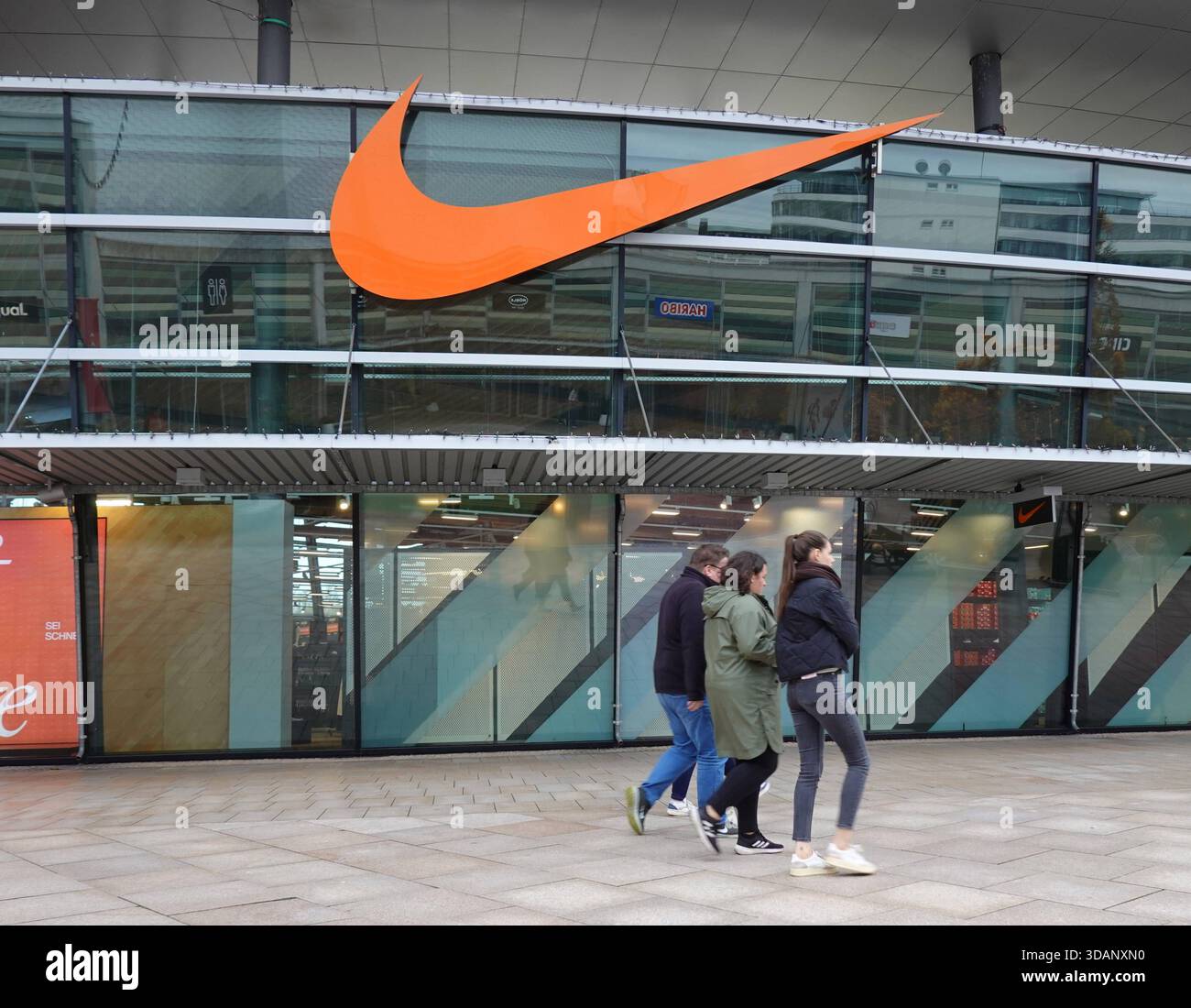 Amerikanische Sportartikel Filiale Nike - gesehen am 04.11.2025 im ...