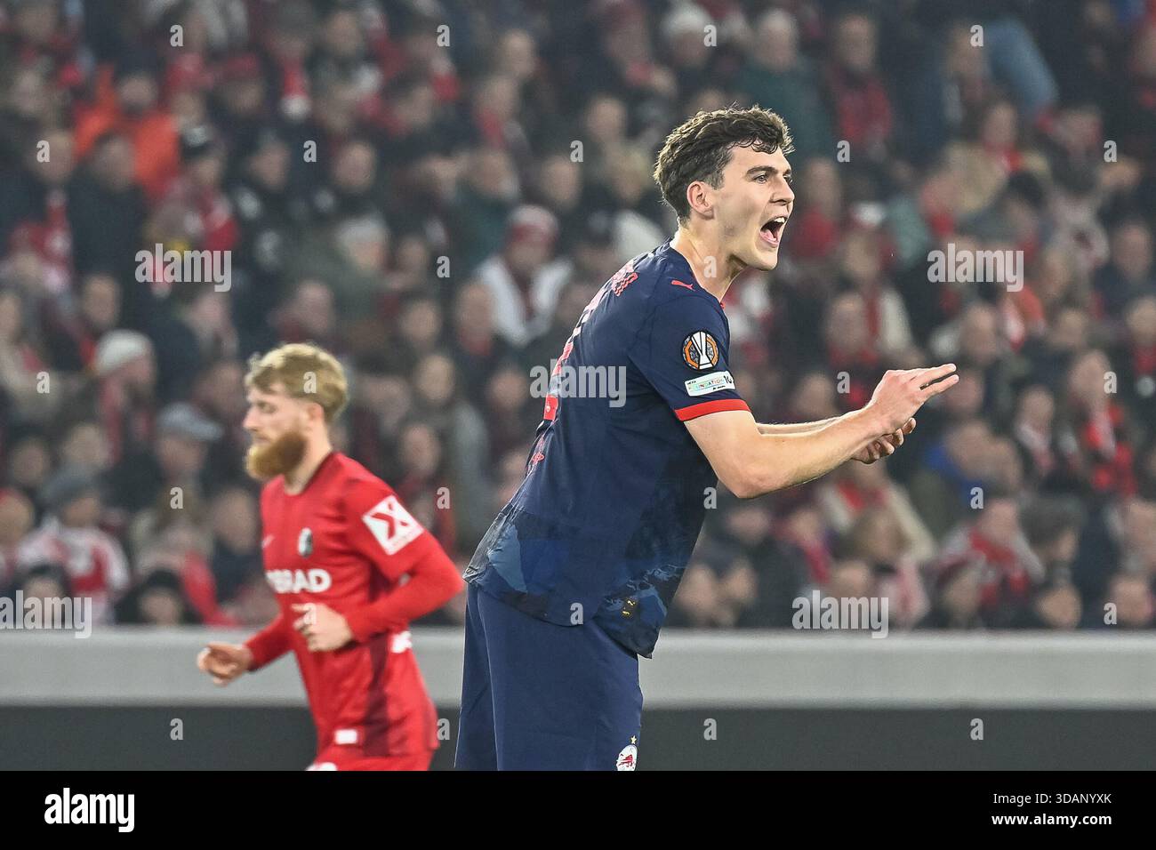 Jacob Rasmussen (FC Red Bull Salzburg, #02) with emotion. GER, Freiburg ...