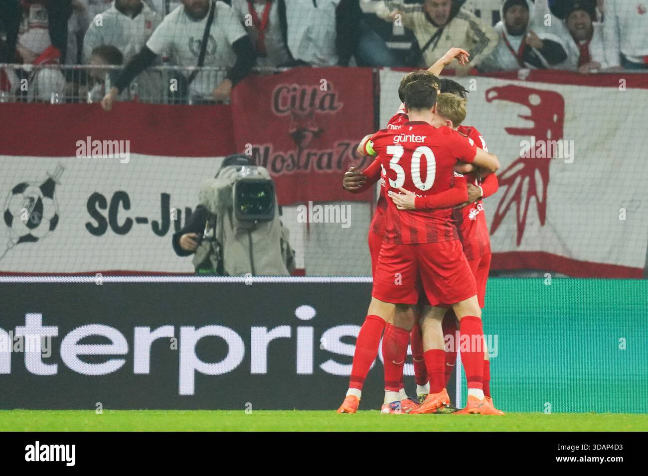 Goal celebration for 1:0 by Jan-Niklas Beste (Freiburg, 19) UEFA Europa ...