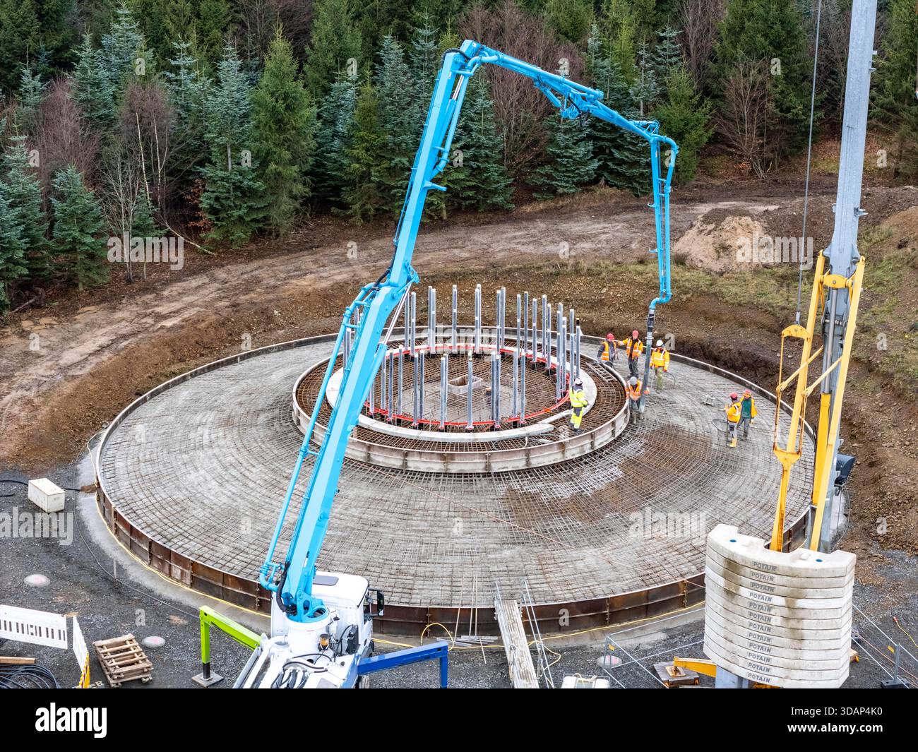 Betonage, betonieren des Fundament eines Windrad, über 7 Stunden lang ...