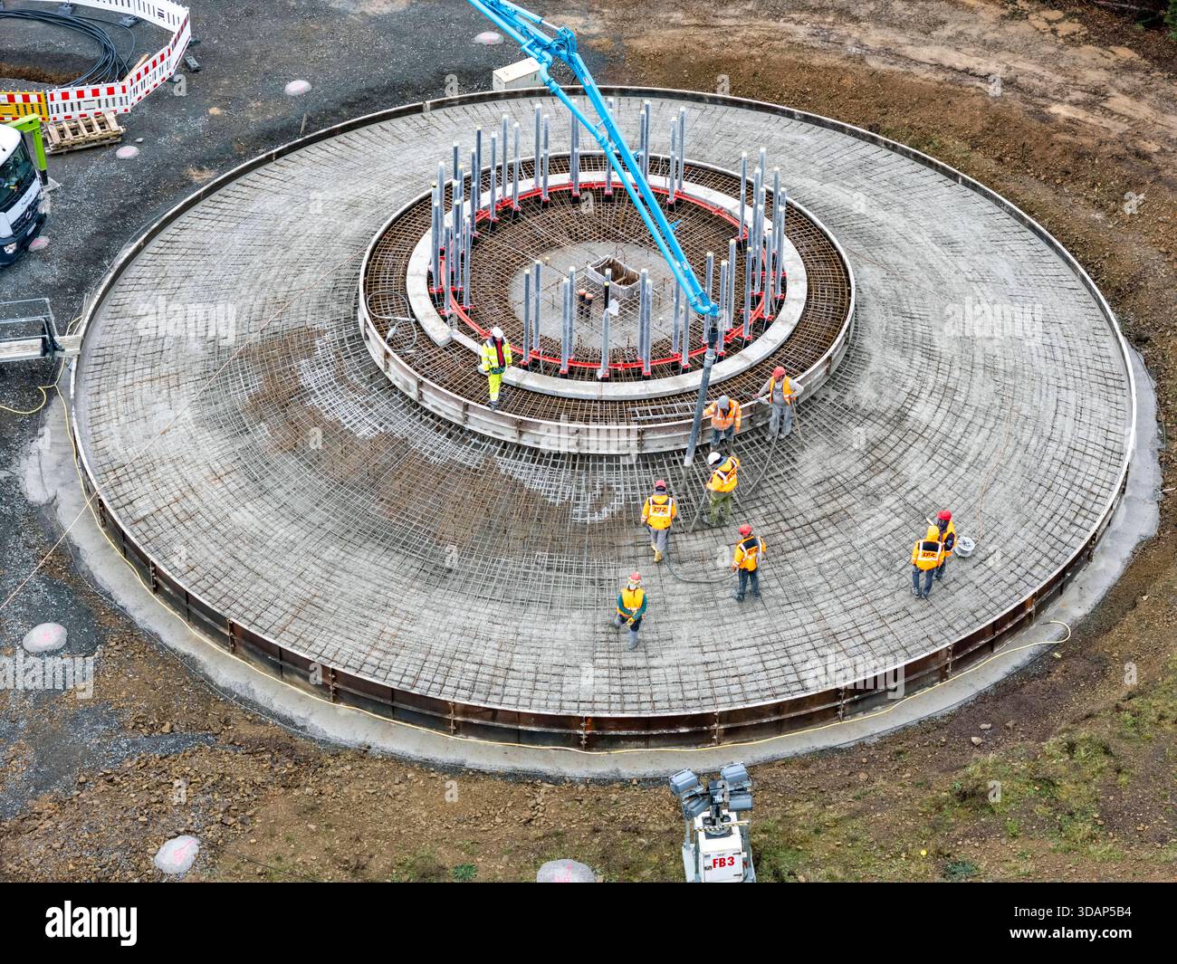 Betonage, betonieren des Fundament eines Windrad, über 7 Stunden lang ...