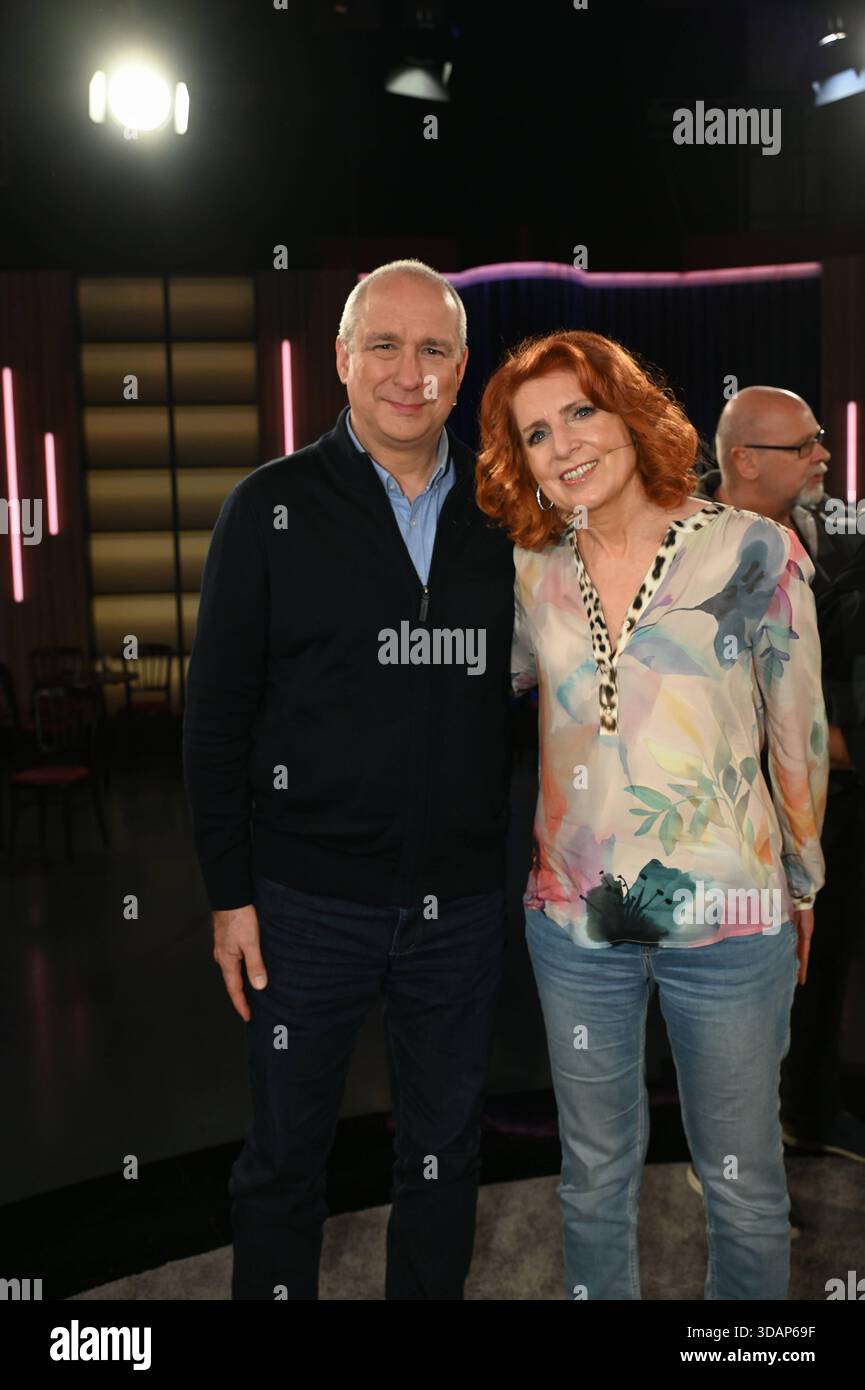 Handballtrainer Thomas Floethe und Sportjournalistin Monica Lierhaus zu ...