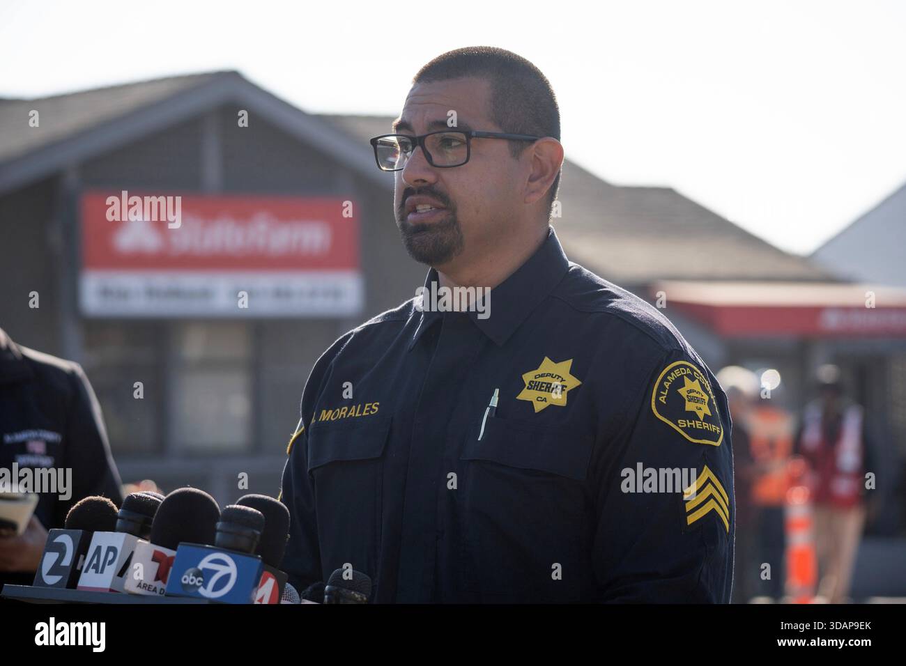 Alameda County Sheriff's Public Information Officer Sergeant Roberto ...