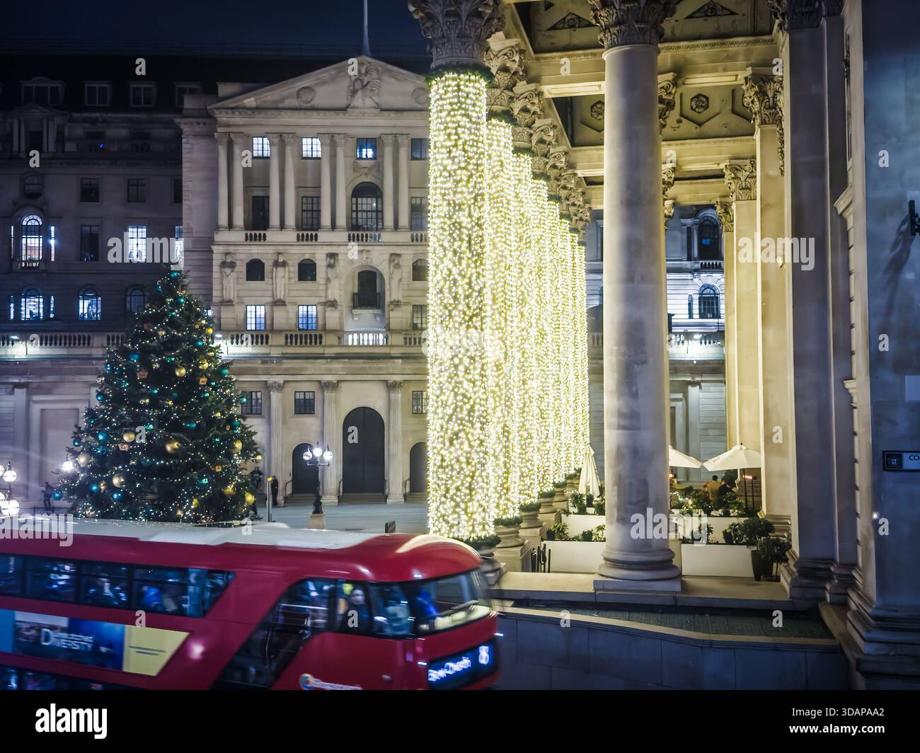 London UK - 11th December 2025:Christmas lights decorate and illuminate ...
