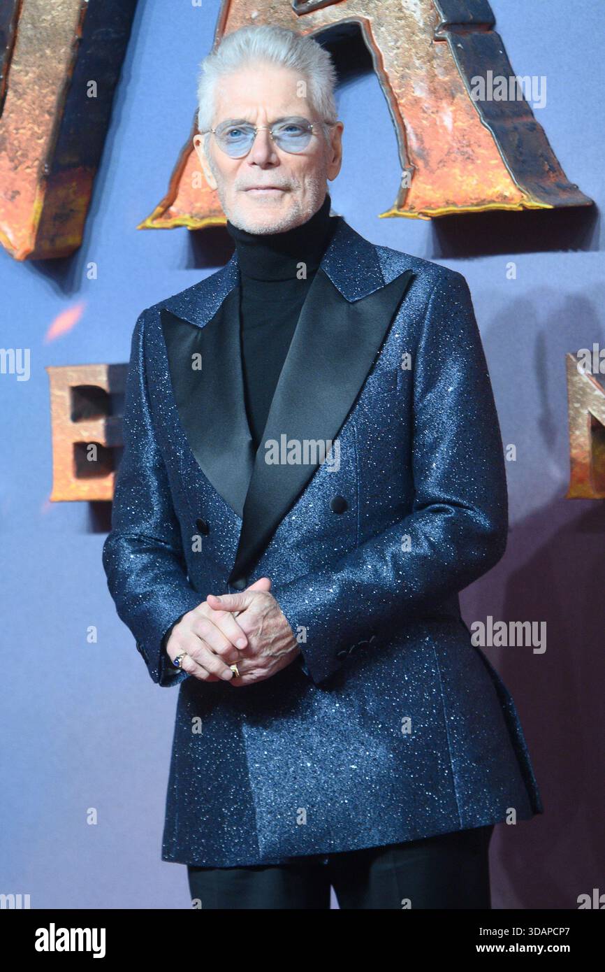 Avatar: fire and ash hi-res stock photography and images - Alamy