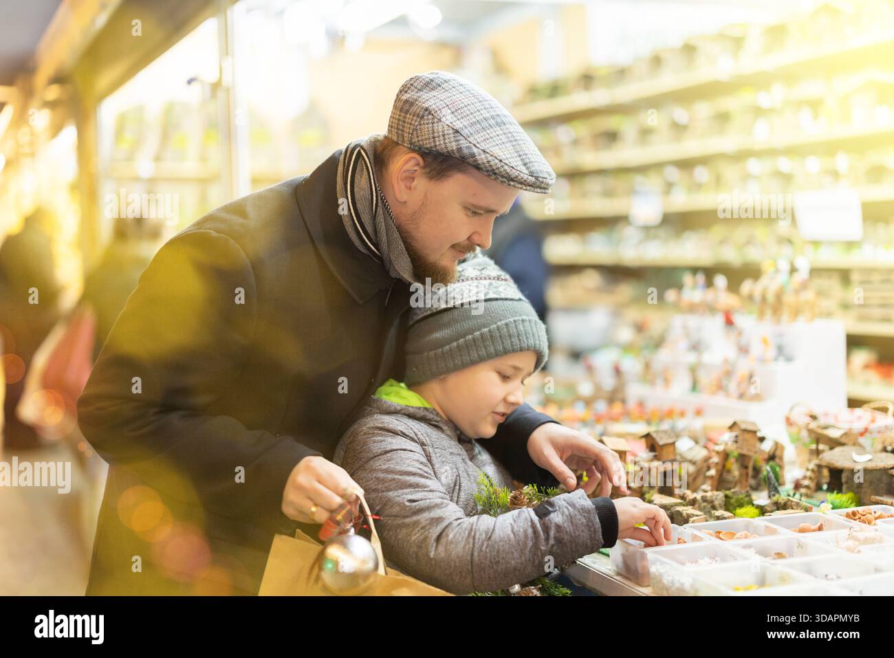 Nativity scene shop spain hi-res stock photography and images - Alamy