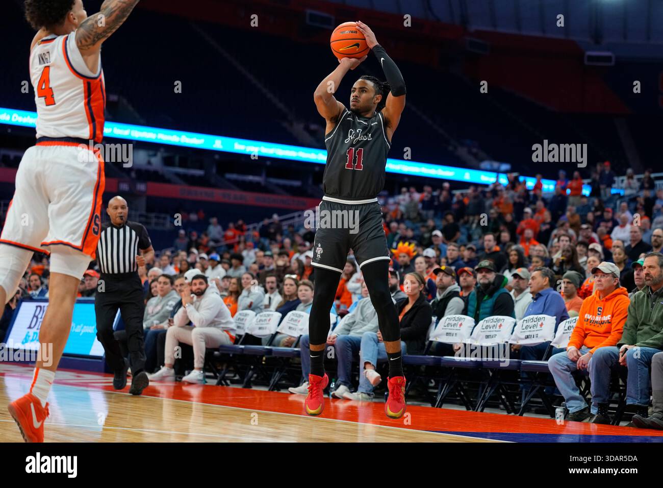 LAS VEGAS, NV - DECEMBER 11: Saint Joseph's Hawks Guard Jaiden Glover ...