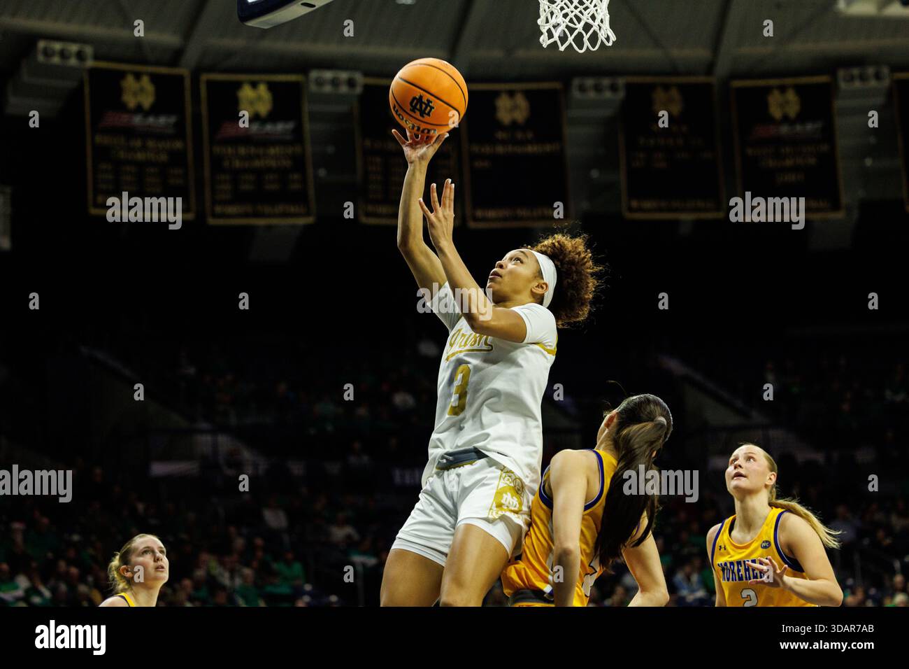 December 11, 2025: Notre Dame guard Hannah Hidalgo (3) goes up for a ...